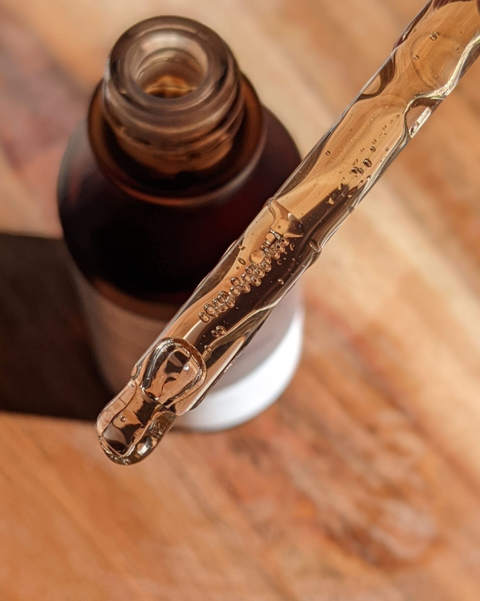 Guide to Niacinamide in Skincare | How to Use Vitamin B3 | Ellen Noir